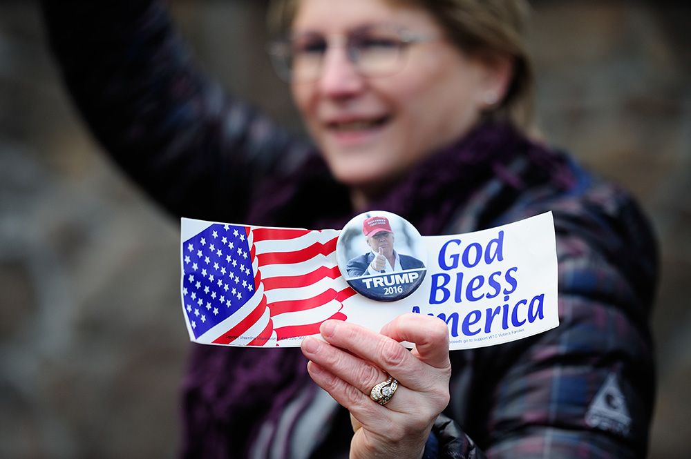 Fox News провел опрос о том, благословил ли Бог Дональда Трампа на победу на выборах в 2016 году